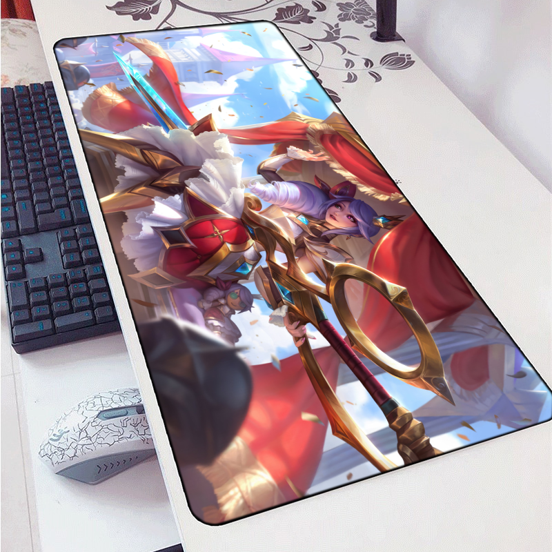 Battle Queen Gwen Mousepad | League of Store – leagueofstore.shop